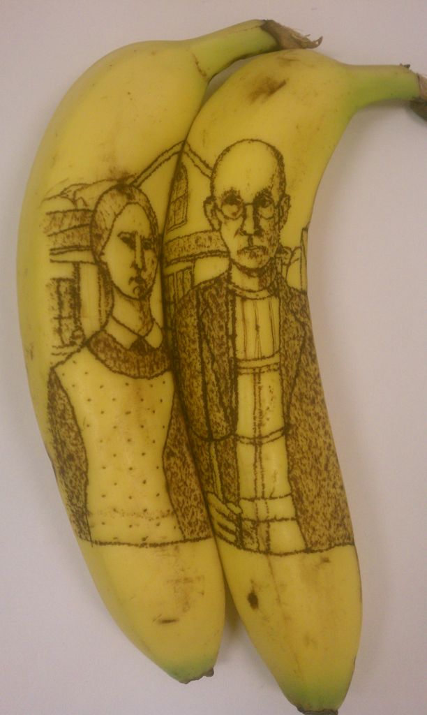 Artist uses needle to create brilliant portraits on bananas - PHOTO+VIDEO